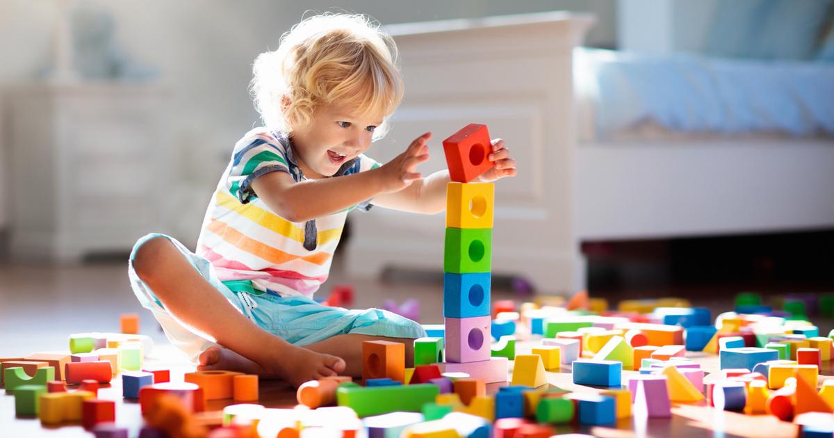 Igračke koje podučavaju - uloga igre u dječjem učenju | missMAMA